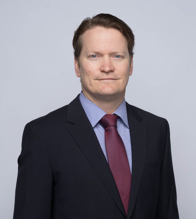 Dr. Tim Dwyer – MBBS, PhD, FRACS, FRCSC